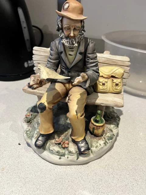CAPODIMONTE RARE TRAMP on bench £13.00 - PicClick UK