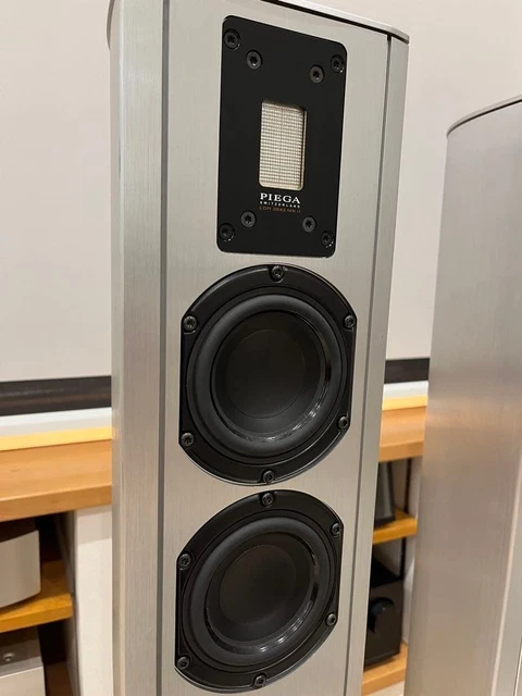 PIEGA PREMIUM 3.2 Floorstanding Speakers Silver Grille w/ Base Plates ...