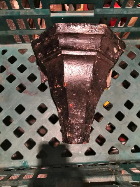 VINTAGE VICTORIAN CAST Iron Drain Hopper Salvage Retro Garden Ornament ...