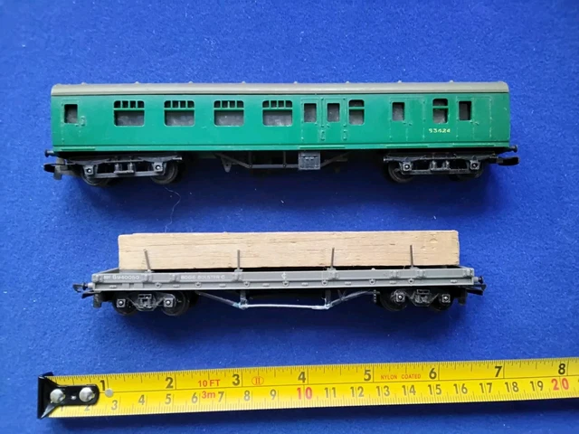 TRI-ANG TT GAUGE Model Railways T83/T 174 Bogie Wheels Wagon/Carriage X ...