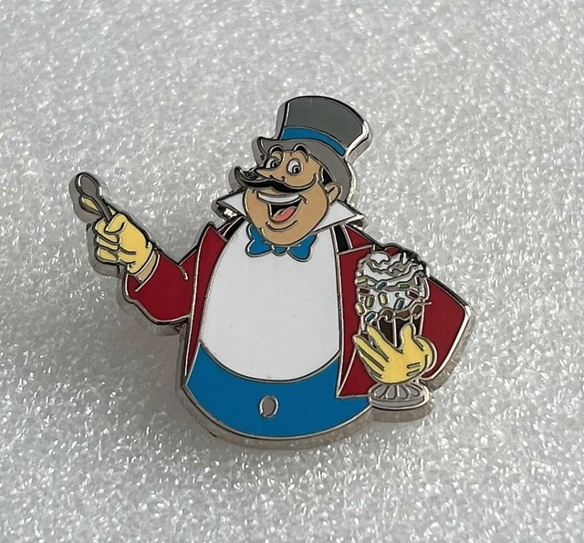 DISNEY DSF DSSH The Ringmaster from Dumbo Pin Traders Sundae GWP LE 400 ...
