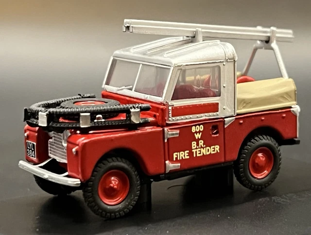 OXFORD DIECAST 1:76 Land Rover S1 SWB Fire Tender - British Railways ...