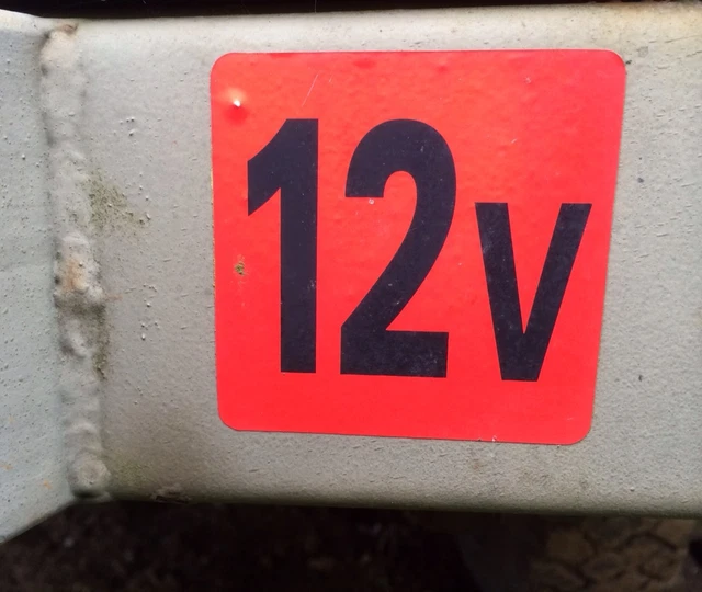 MILITARY ARMY LAND ROVER DEFENDER SANKEY PENMAN TRAILER 12 VOLT STICKER ...