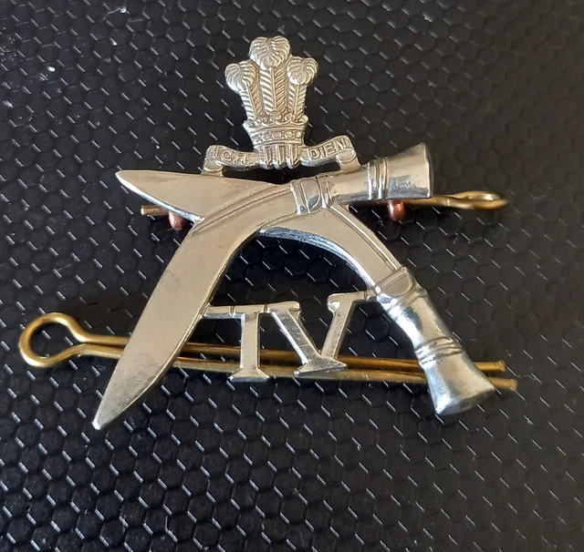 VINTAGE WW2 BRITISH Army, 4th Gurkha Rifles Cap Badge £12.99 - PicClick UK