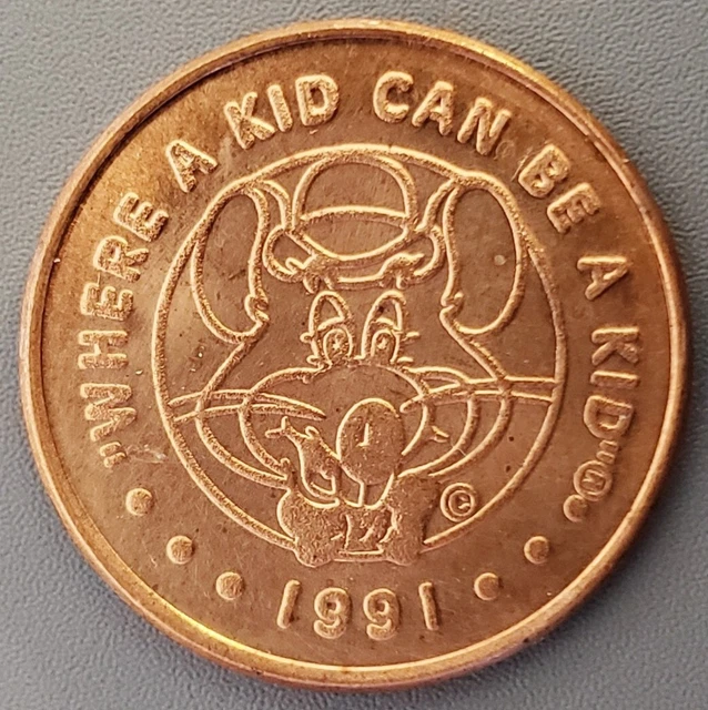 1991 CHUCK E Cheese's Large ® 25 mm Copper Token +++ XF+ 305C $15.49 ...