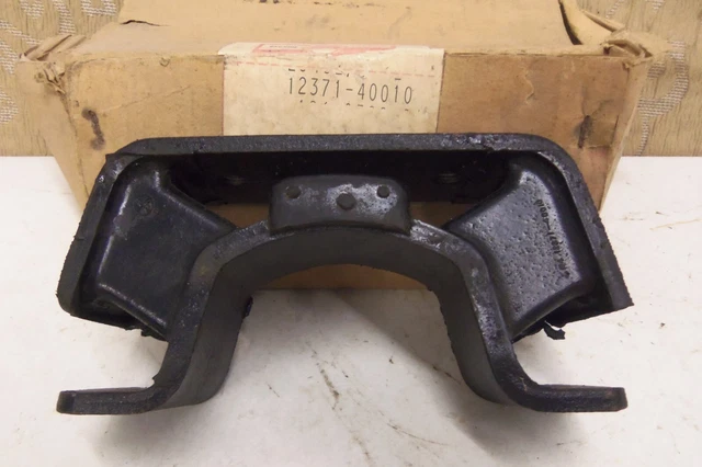 NOS GENUINE TOYOTA トヨタ Engine Mount Insulator Rear Crown Ms55 # 12371 ...