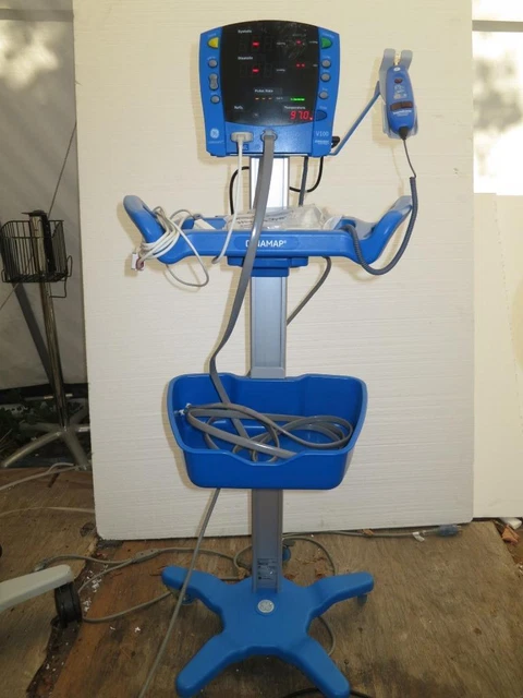 GE DINAMAP CARESCAPE V100 Vital Signs Monitor NIBP SpO2 Temp Rolling ...