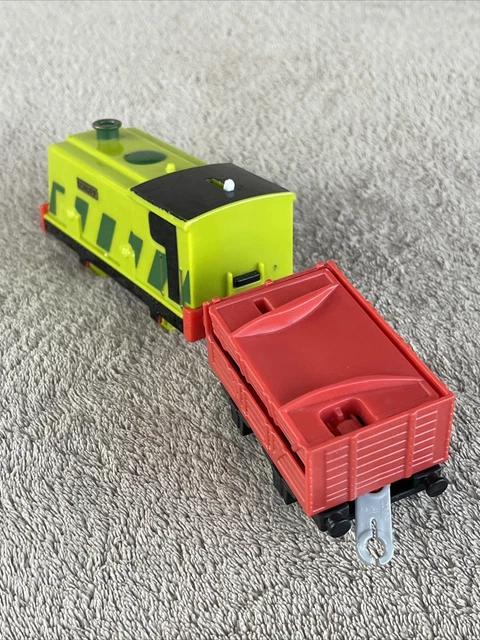 THOMAS THE TANK Engine & Friends Motorized Trackmaster Revolution Train ...