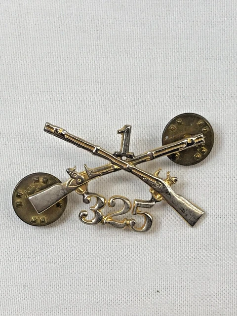 US ARMY 1ST Infantry Regiment Company 325 Crossed Rifles Officers ...