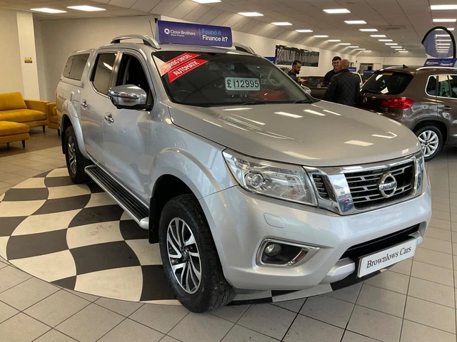 NISSAN NAVARA DOUBLE Cab Pick Up 4X4 Tekna 2.3 Diesel 190 Auto 67 Plate ...