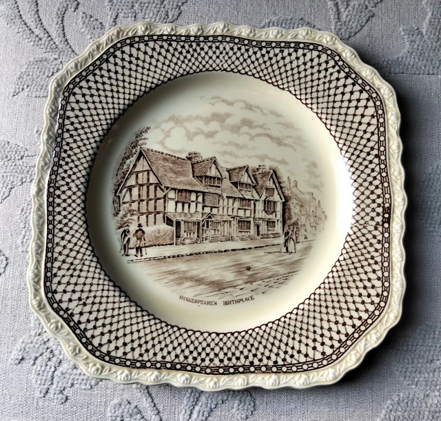 MYOTT SON & Co. Shakespeare Land Anne Hathaway's Cottage 10" Plate £9. ...