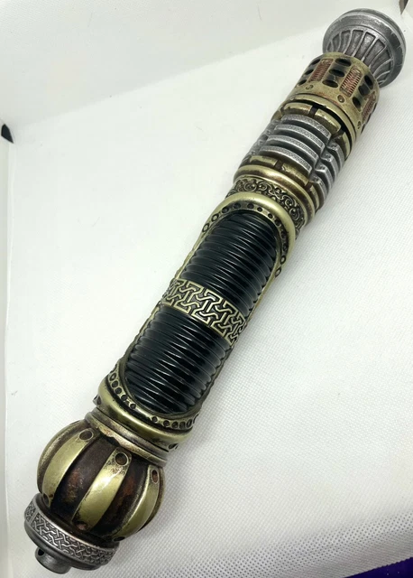 ORNATE CUSTOM LIGHTSABER Prop-Hilt-Fan Art-1:1 Scale-3D Printed Resin ...