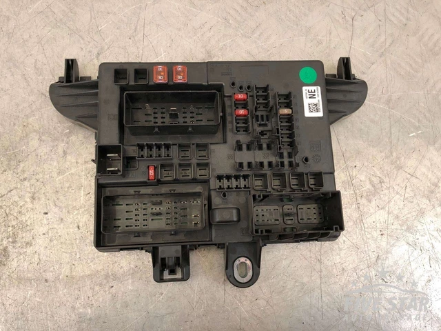 VAUXHALL INSIGNIA FUSE Relay Box Fusebox Unit 2.0 CDTI Diesel 96kW (130 ...