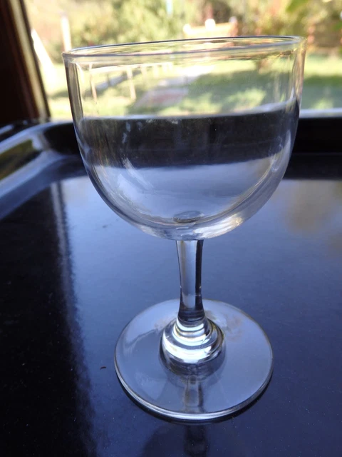 ARTS DE LA table Verrerie Petit verre à pied ballon ancien EUR 0,49 - PicClick FR