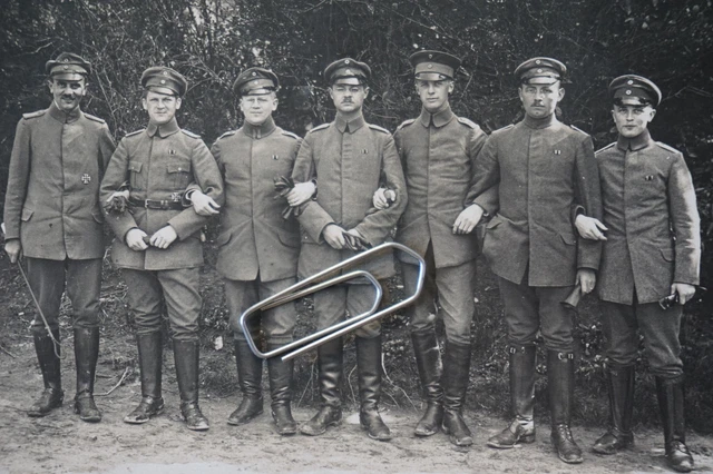 D#926 FOTO-AK: OFFIZIERE wohl Infanterie-Regiment Nr. 2 Orden EK1 m ...