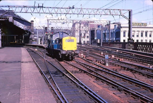 ORIGINAL SLIDE OF Br Class 17 Diesel Loco D8564 At Glasgow Central On ...