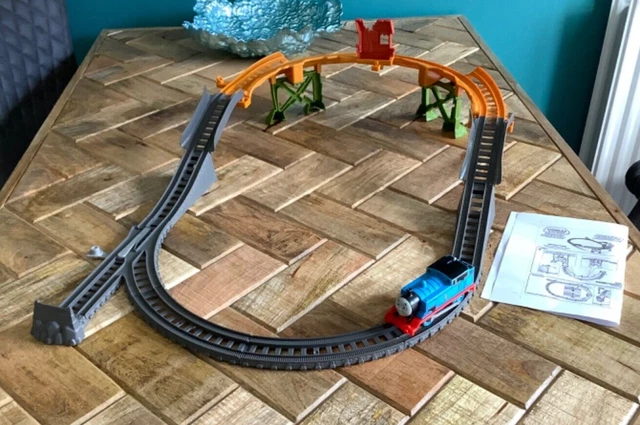THOMAS & FRIENDS Track Master Breakaway Bridge Set including Thomas ...