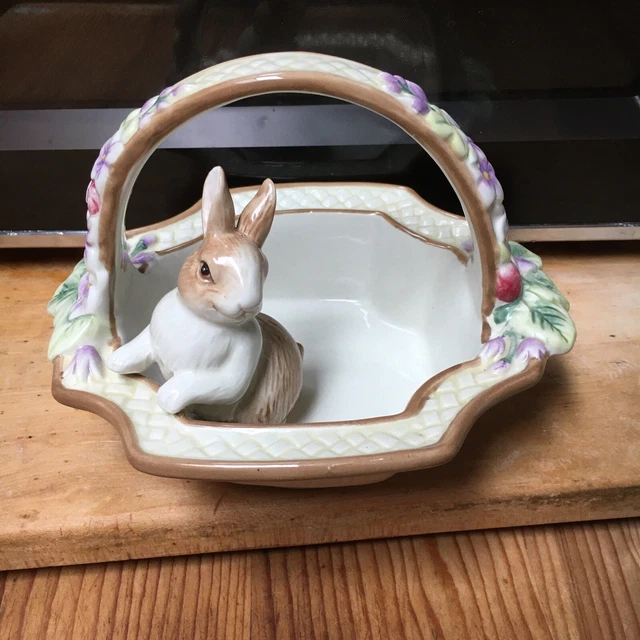 VINTAGE FITZ AND Floyd Garden Rhapsody Bunny in Basket * Retired 5" X 8 ...