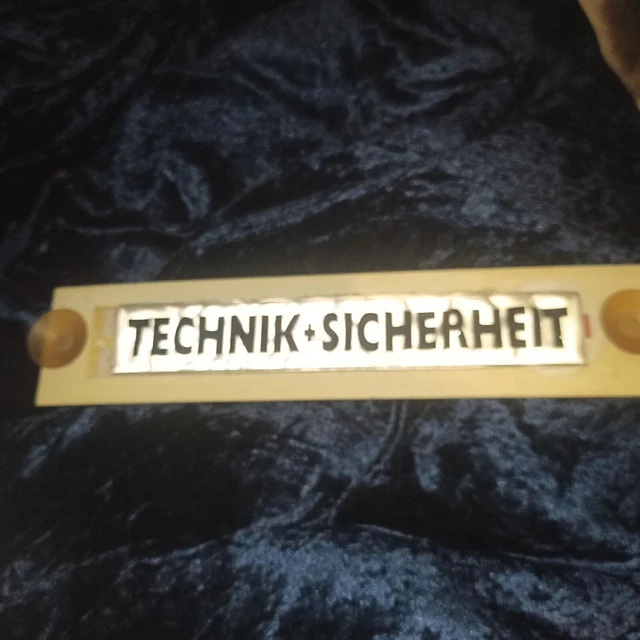 DEUTSCHES ROTES KREUZ Wappen, Schild mit Saugnapf Technik +Sicherheit ... DEUTSCHES ROTES KREUZ Wappen, Schild mit Saugnapf Technik +Sicherheit ...