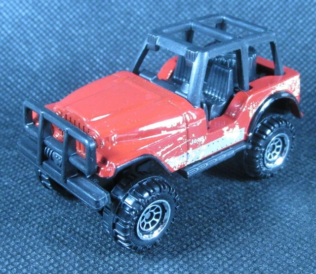 MATCHBOX JEEP CJ-7 4x4 Top Gun Maverick MBX Minature displayed only ...