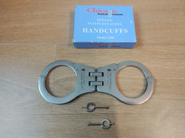 MENOTTES À CHARNIÈRE Chicago - Handcuffs / Handschellen EUR 49,00 ...