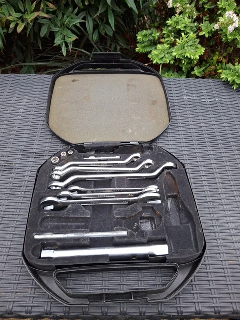 ORIGINAL FORD SERVICE Tool Kit Cosworth Rs Turbo Escort Sierra Fiesta ...