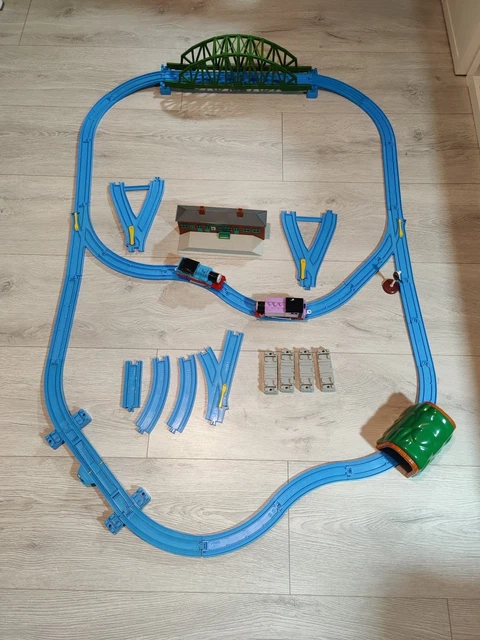 THOMAS THE TANK Engine Trackmaster Track And Trains Bundle, £29.00 ...