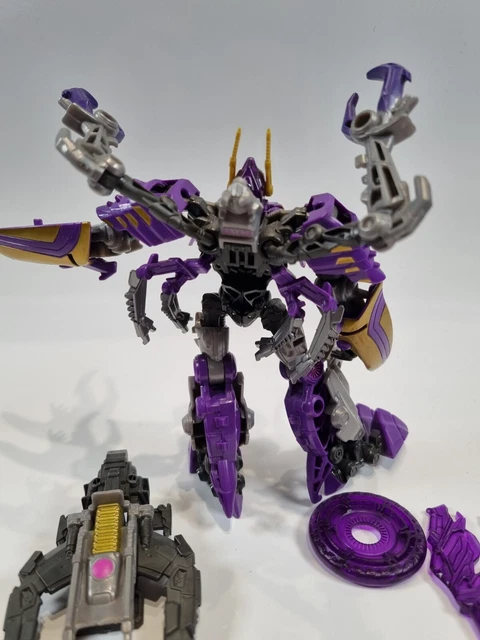 KICKBACK TRANSFORMERS GENERATIONS Deluxe Class Fall of Cybertron Action ...