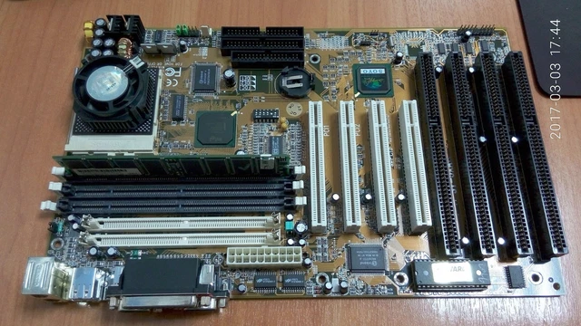 VERY RARE SOCKET 7 Motherboard SOYO SY-5XA 430TX with Pentium 200MMX ...