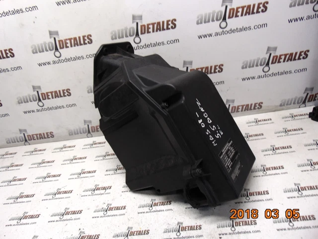MERCEDES S-CLASS W221 ENGINE FUSE RELAY HOUSING BOX A2105848617 used ...