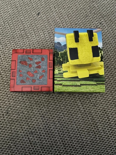 MINECRAFT MOVIE MCDONALDS Happy Meal Toy Ultra Rare Bee & Redstone ...