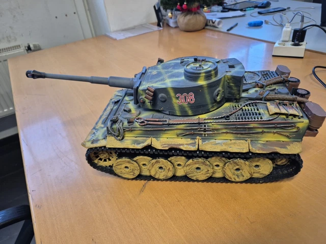 FERNGESTEUERTER RC PANZER German Tiger I R/C ferngesteuert Modellbau 1: ...