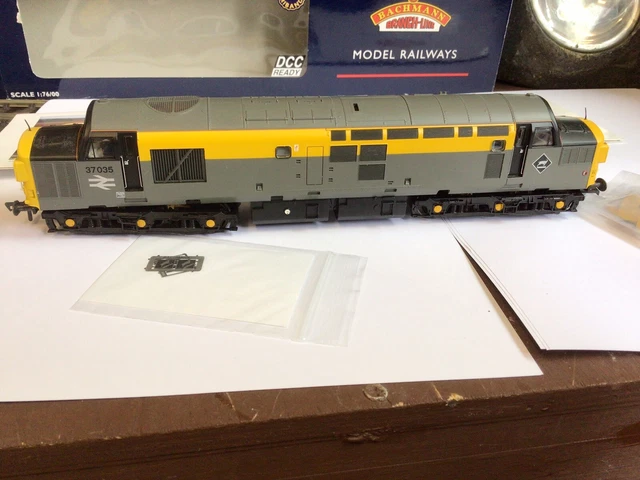 BACHMANN 32-779 CLASS 37035 Dutch Livery OO Gauge £95.00 - PicClick UK