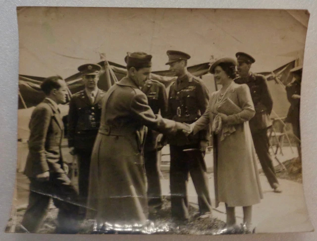 WW2 REAL PHOTO - GEORGE VI & QUEEN - Joe Boyle US ARMY - Quote "Jeez ...