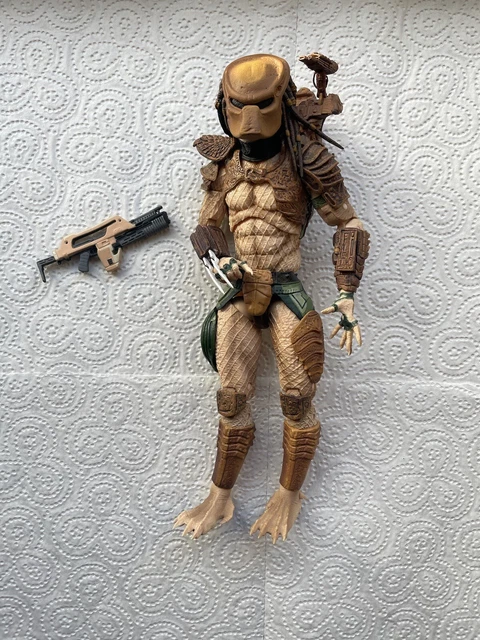 NECA HUNTER PREDATOR Alien vs Predator 1994 Arcade Game 7" Action ...