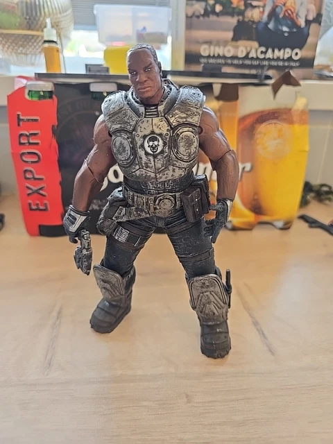 NECA GEARS of War Cole Train with Lancer Action Figure, 7” Collectable ...
