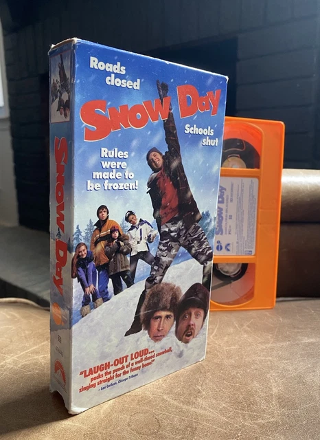 SNOW DAY VHS, 2000 Nickelodeon Rare Orange VHS Tape, Chevy Chase ...