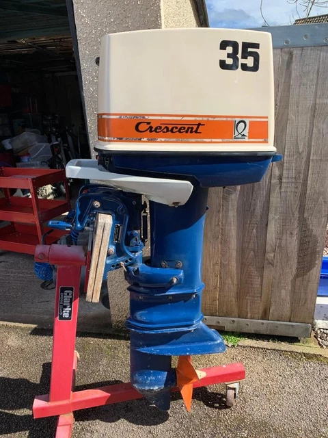 CRESCENT 35HP OUTBOARD Engine / Motor Archimedes Penta Volvo - SBM ...