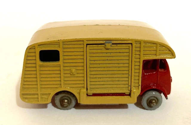 ORIGINAL VINTAGE MOKO Lesney Matchbox 35a - E.R.F. Marshall Horse Box ...