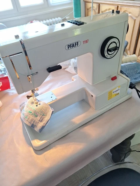 MACHINE À COUDRE PFAFF 1197 EUR 100,00 - PicClick FR