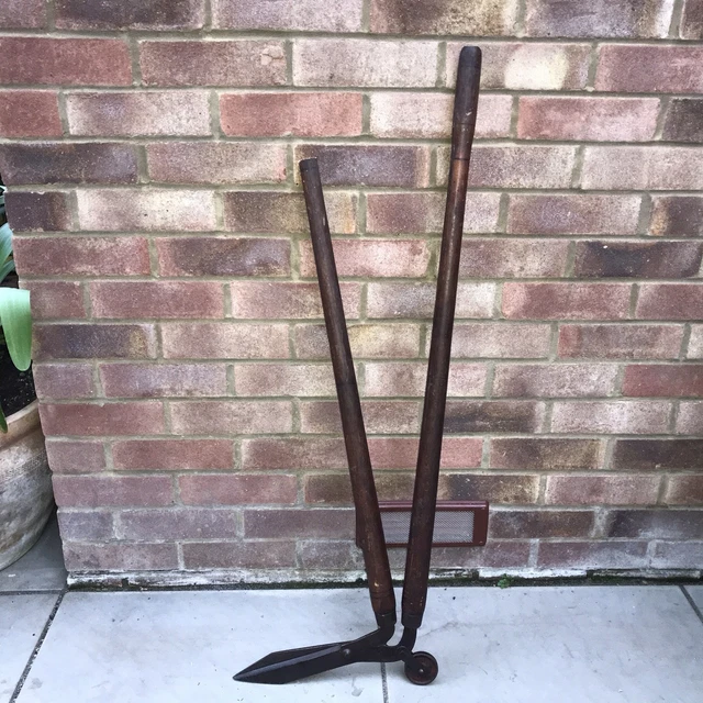 VINTAGE ANTIQUE GARDEN farm long handle lawn edging tool £31.88 ...