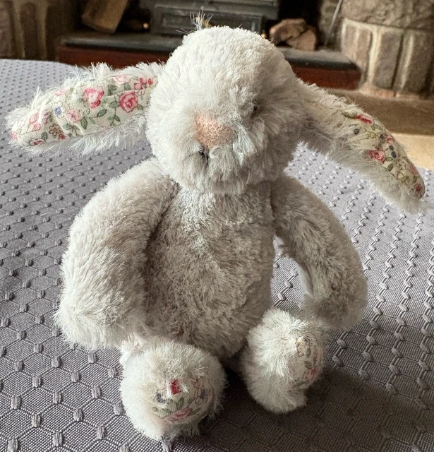 JELLYCAT TINY SILVER Blossom Bunny.. Retired £29.82 - PicClick UK