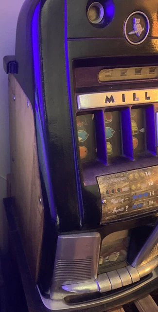 MILLS ONE ARM bandit - Vintage Working Complete 6d Slot Machine Rare £ ...