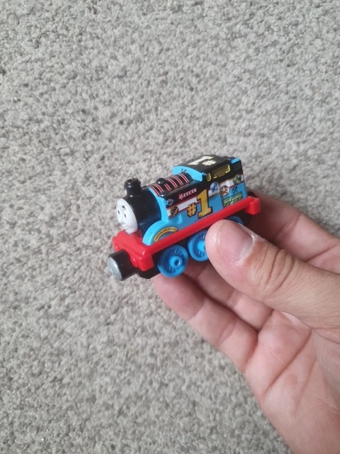 THOMAS THE TANK Engine & Friends Racing Thomas #1 Take N Play Diecast ...