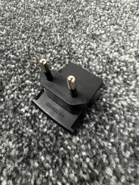 GENUINE PHILIPS HUE EU Slide Plug Attachment For Power Supply - Black ...
