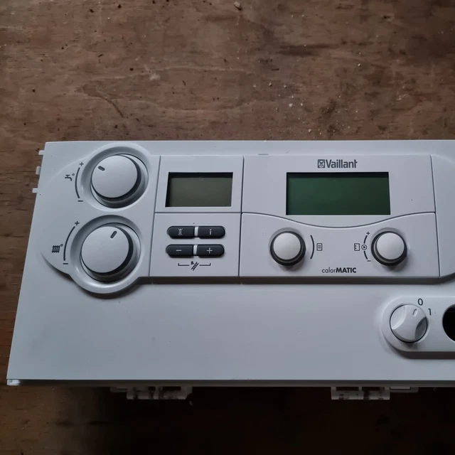 VAILLANT ECOTEC PLUS VBC 01.2.1 Steuerung + Vaillant Color Matic 430 ...