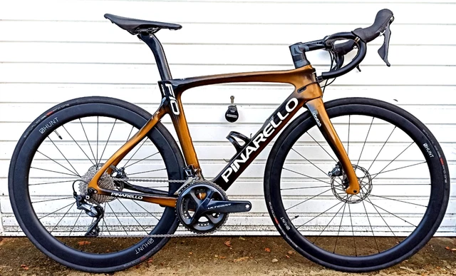 2020 PINARELLO DOGMA F10 Disc Size 51.5 / 53cm / GOLD/BLACK £2,990.03 ...