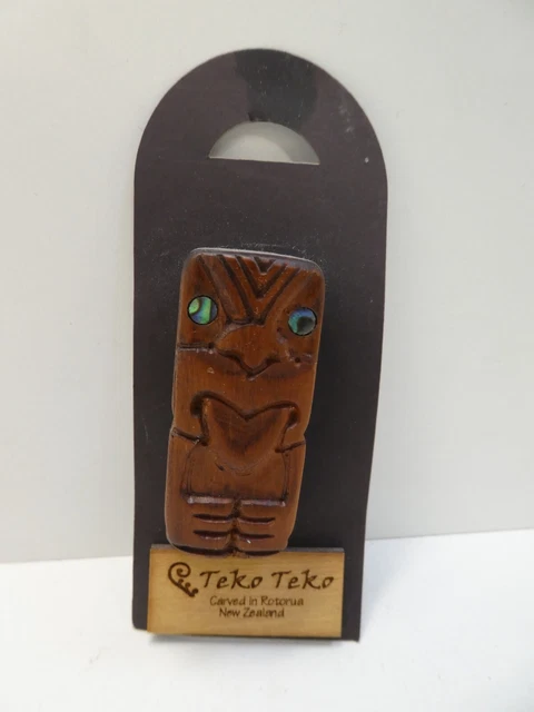 CARVED WOODEN TEKO Teko Tiki New Zealand Maori Paua Shell Rotorua On ...