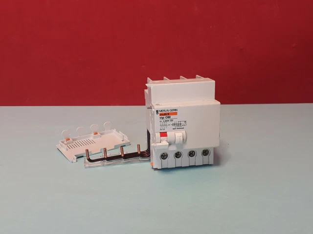 MERLIN GERIN - Schneider Electric 4-Pole Differential Block Vigi C60 ...