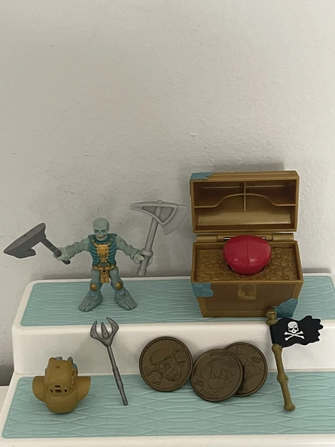 FISHER PRICE IMAGINEXT Pirate Skeleton Diver Treasure Chest Weapons ...